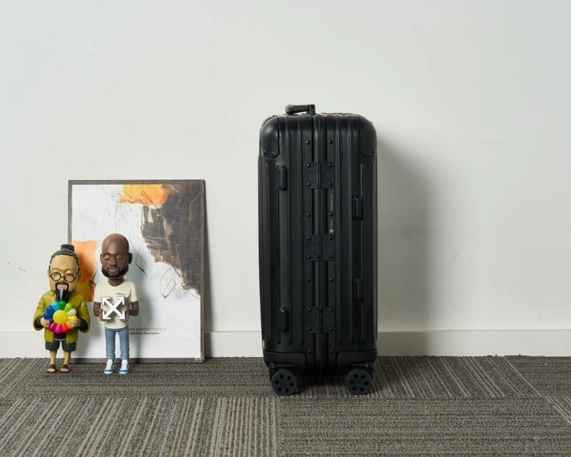 Brand-authenticated Rimowa Suitcase