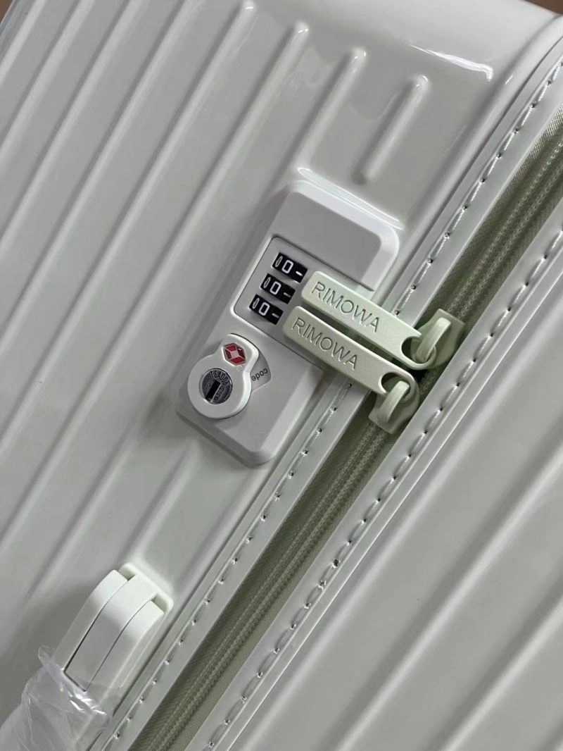 Legit Rimowa Suitcase