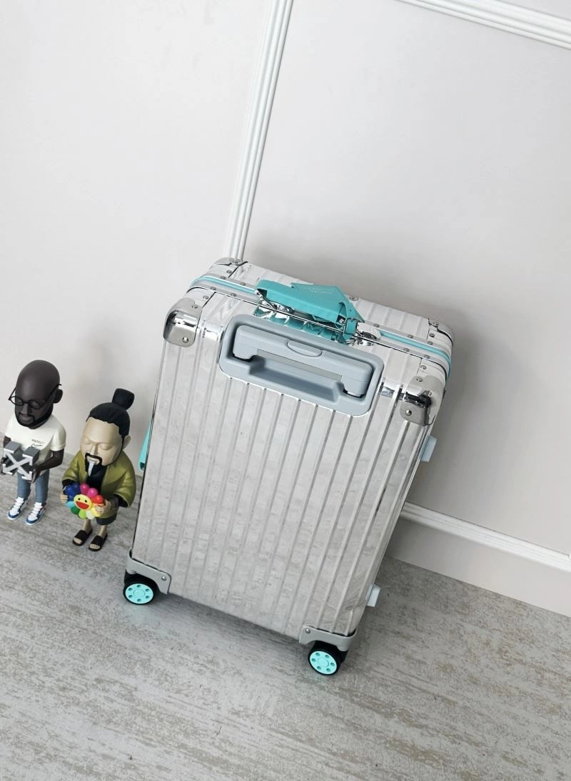 Exact replica Rimowa x Tiffany Suitcase