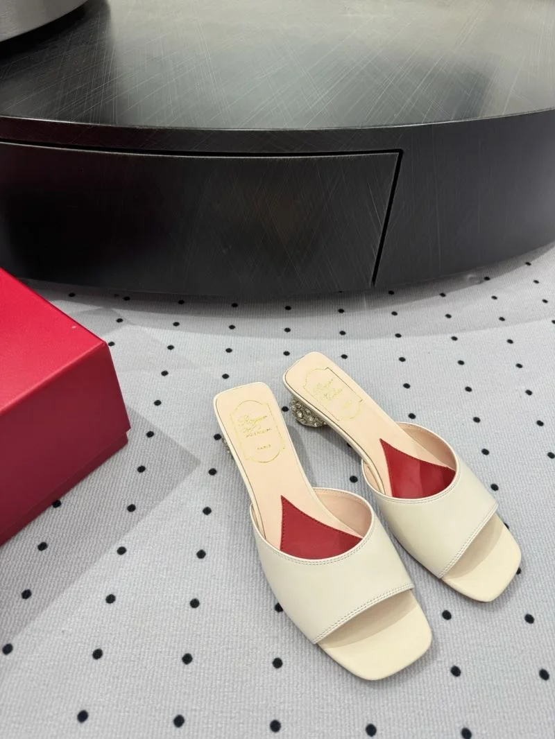 Discounted Roger Vivier Sandals