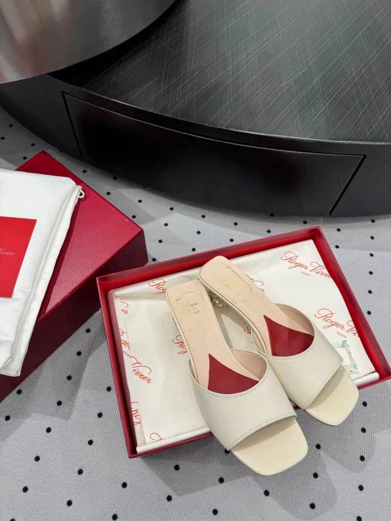 Discounted Roger Vivier Sandals