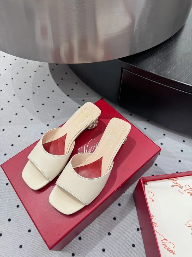 Discounted Roger Vivier Sandals