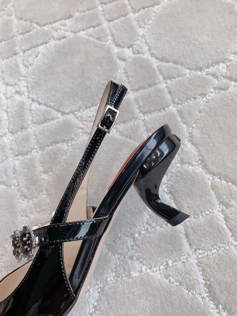 Affordable Roger Vivier Sandals