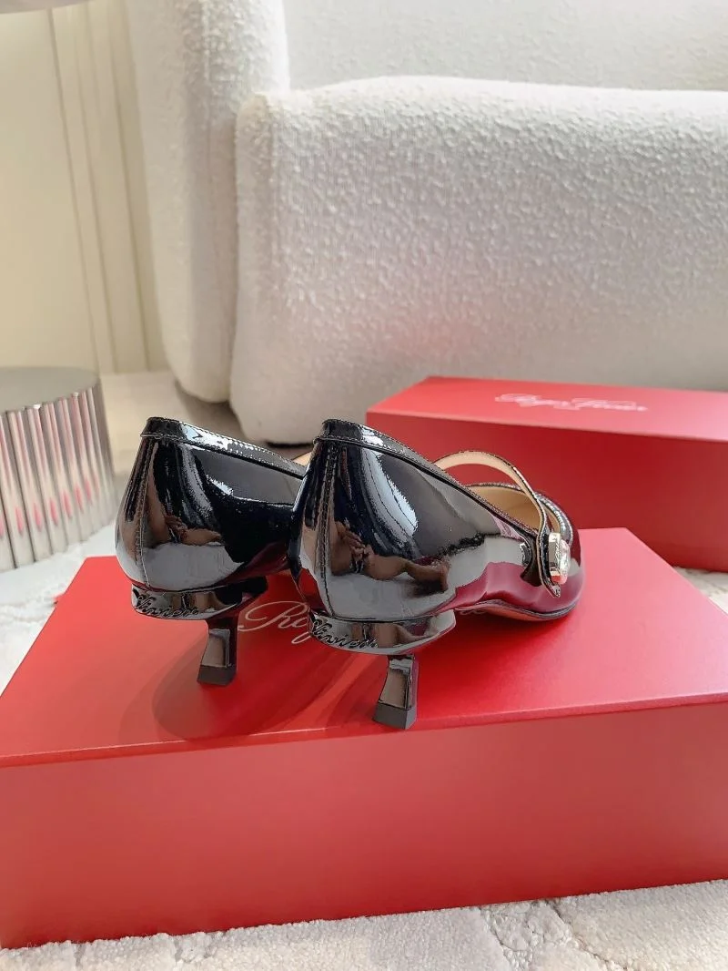 Affordable Roger Vivier Sandals