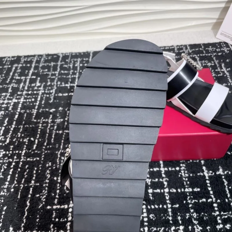 Indistinguishable Roger Vivier Sandals