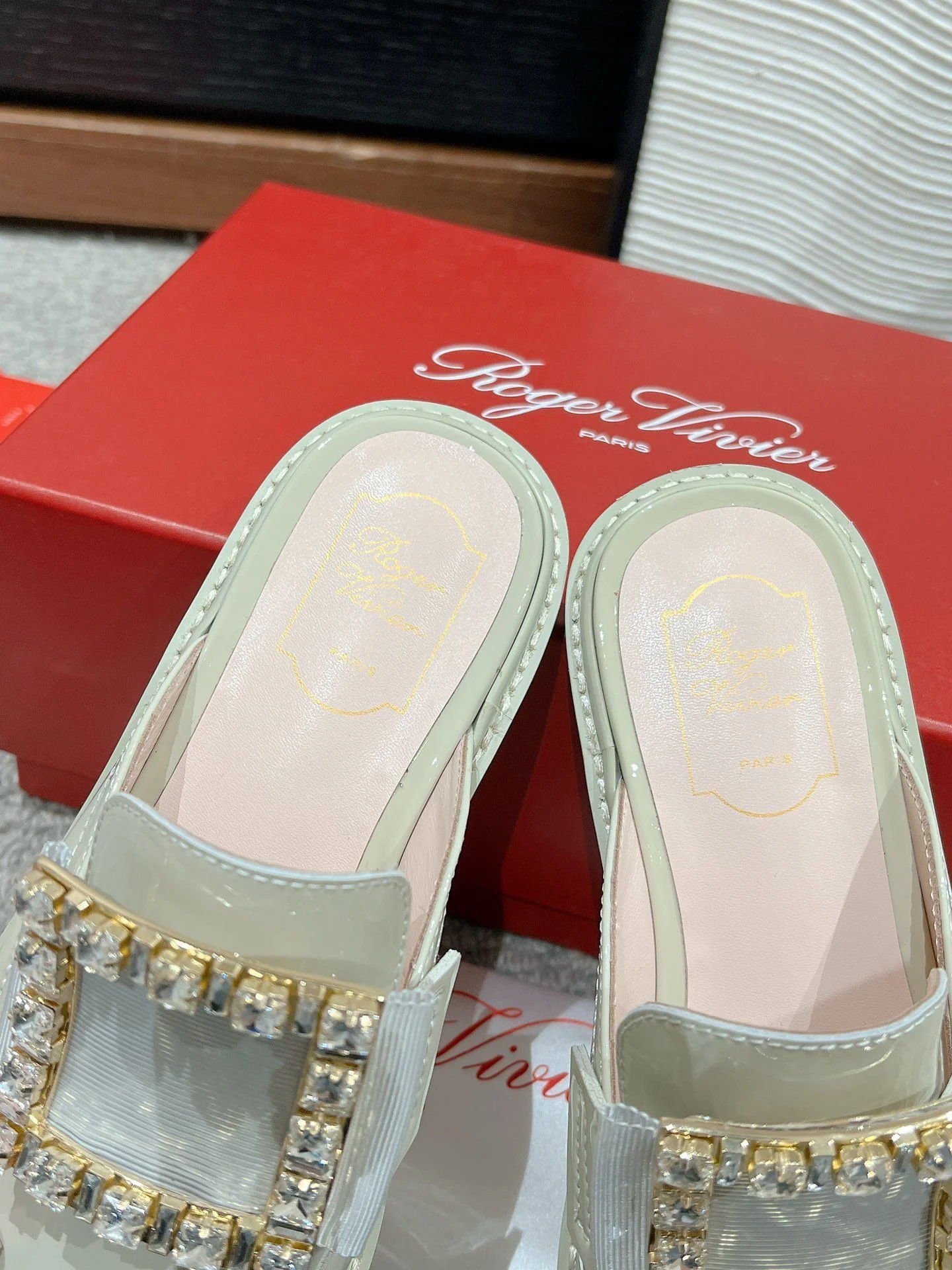 High fidelity Roger Vivier Sandals