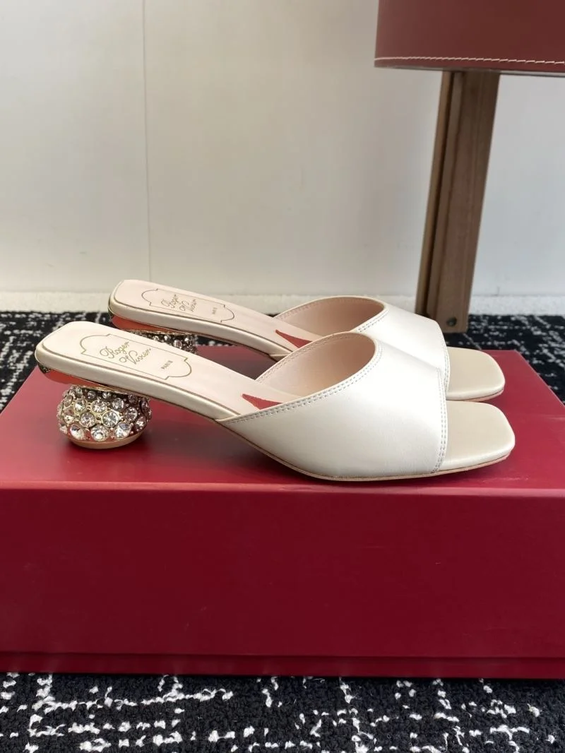 Affordable Roger Vivier Sandals