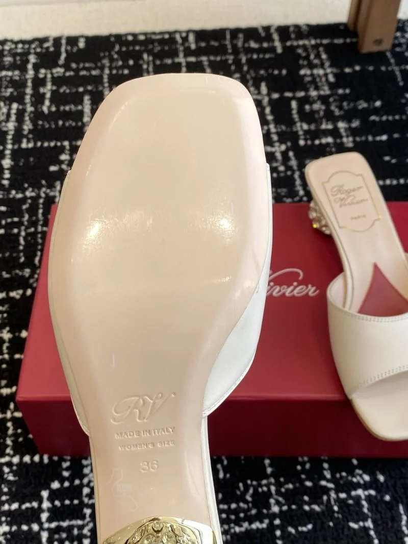 Affordable Roger Vivier Sandals
