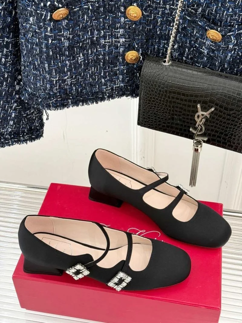Value-priced Roger Vivier Shoes