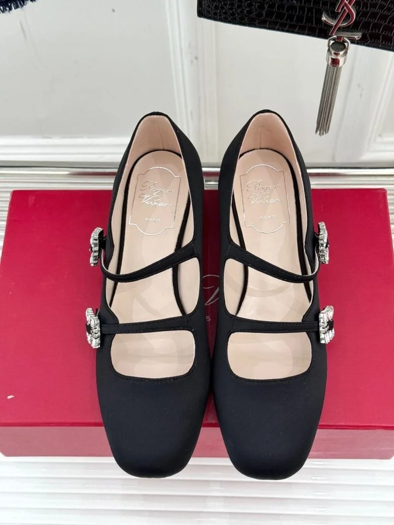 Value-priced Roger Vivier Shoes