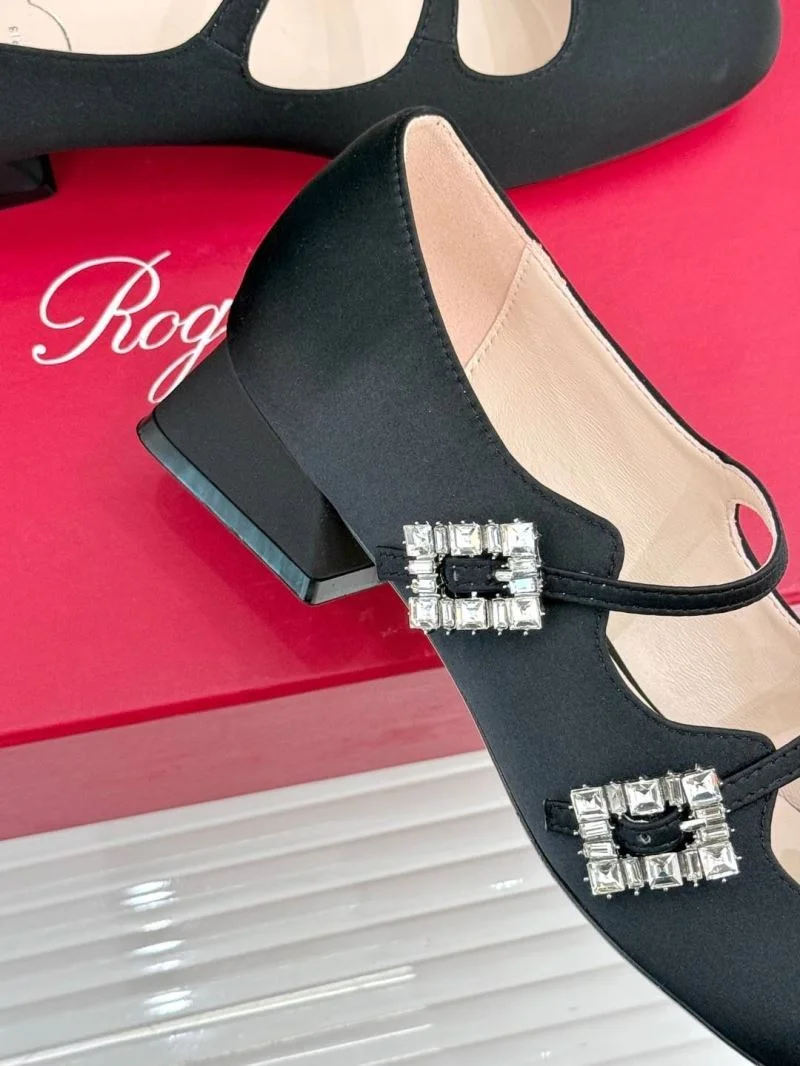 Value-priced Roger Vivier Shoes