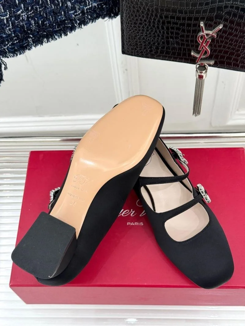 Value-priced Roger Vivier Shoes