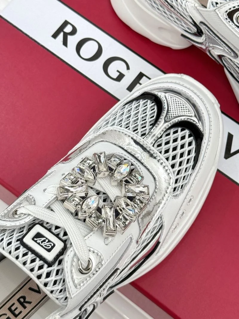 Top mirror Roger Vivier Shoes