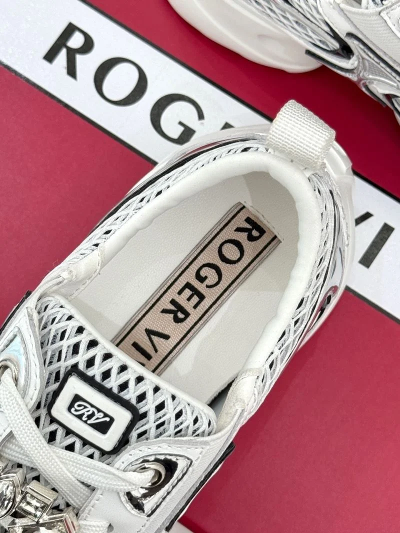 Top mirror Roger Vivier Shoes