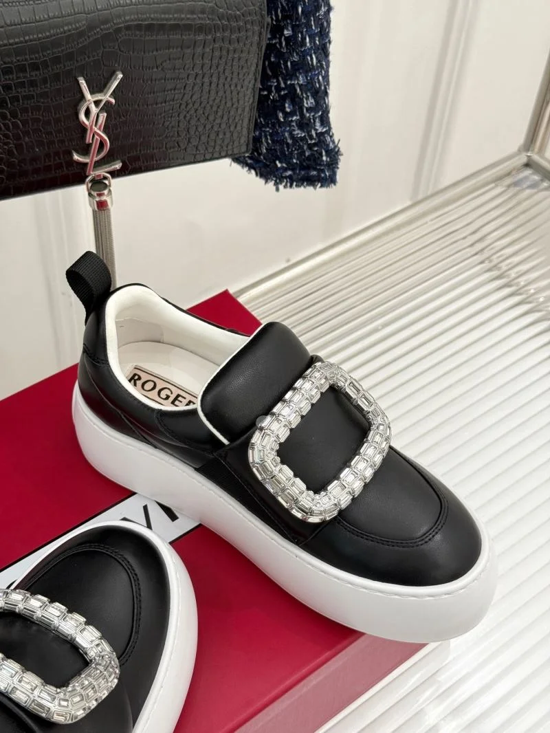 Mirror quality Roger Vivier Shoes