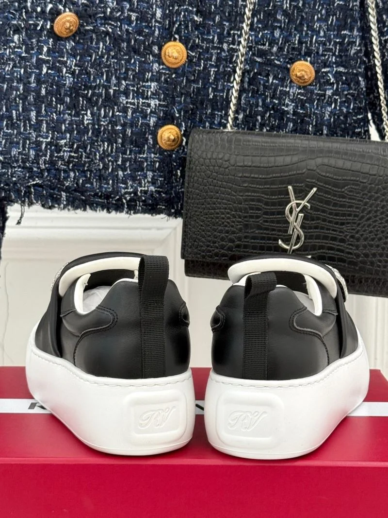 Mirror quality Roger Vivier Shoes