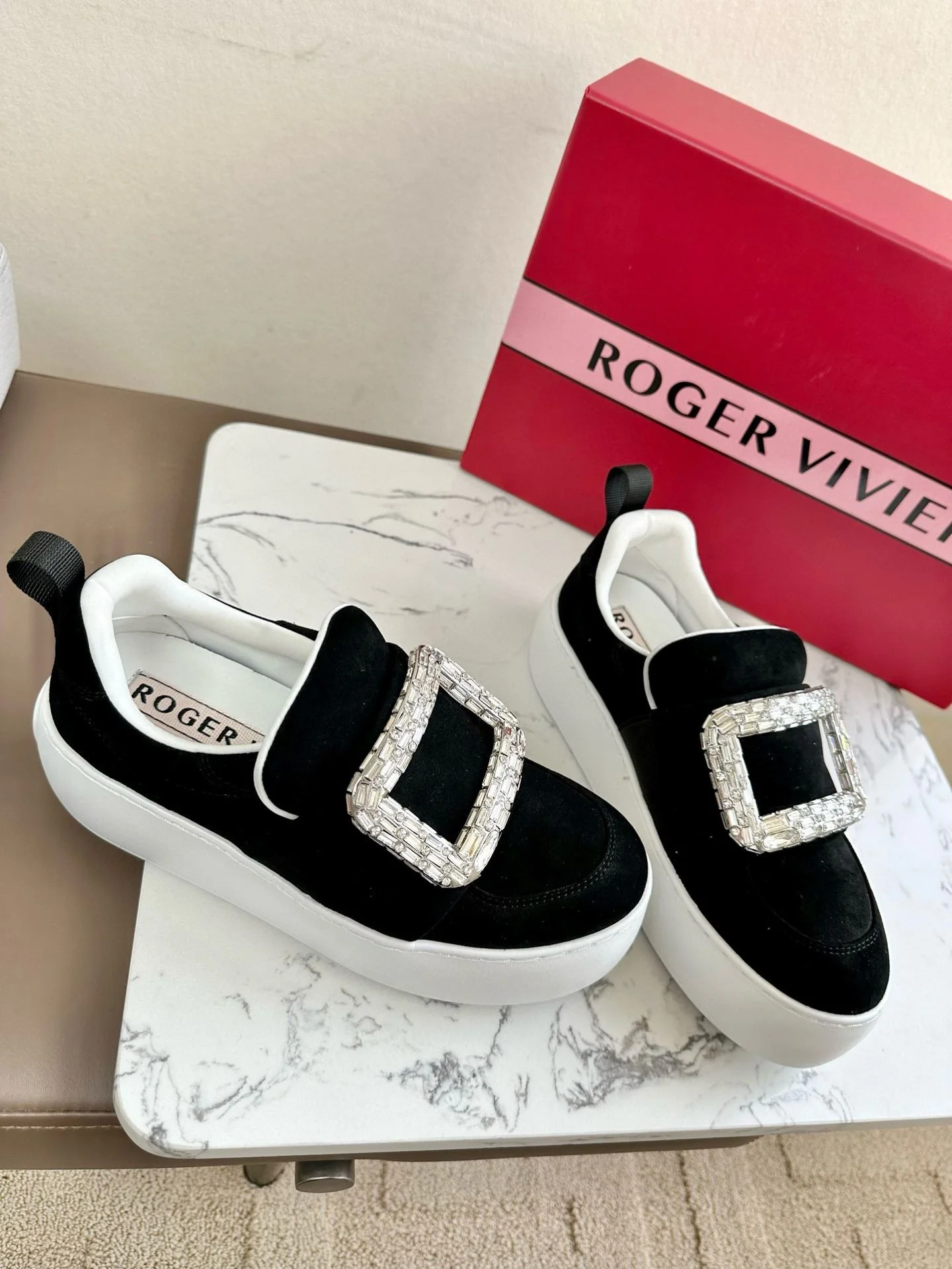 Official Roger Vivier Shoes