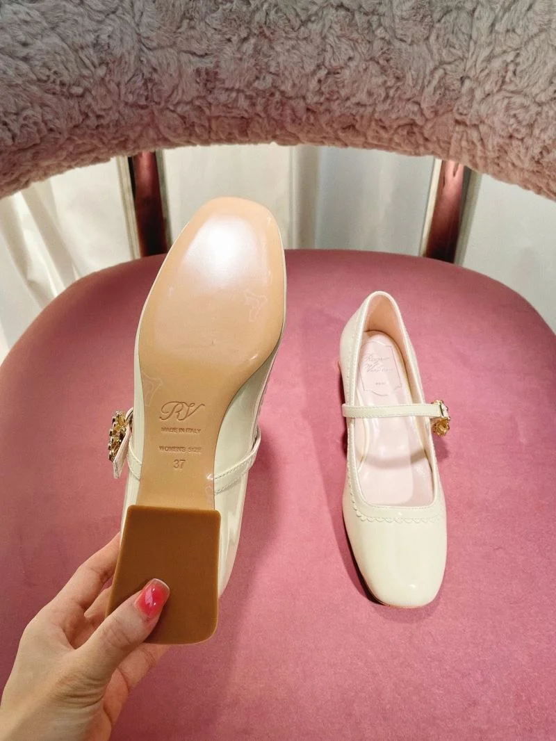 Brand-authenticated Roger Vivier Shoes