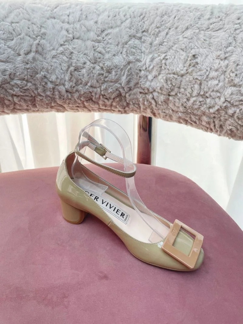 1:1 copy Roger Vivier Shoes