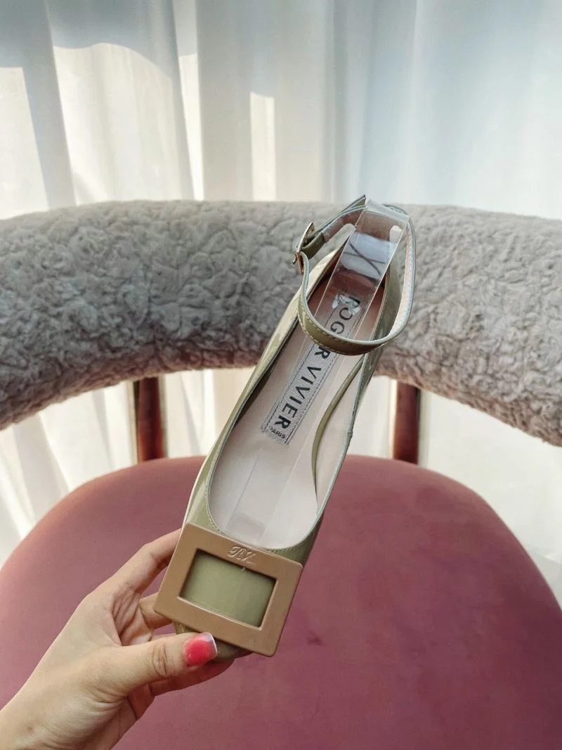 1:1 copy Roger Vivier Shoes