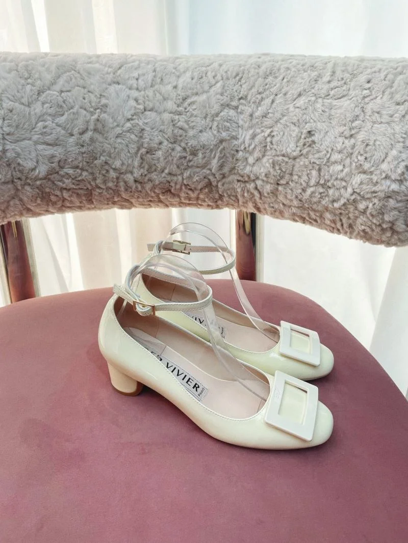 Top match Roger Vivier Shoes