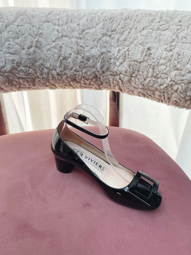 Low-cost Roger Vivier Shoes