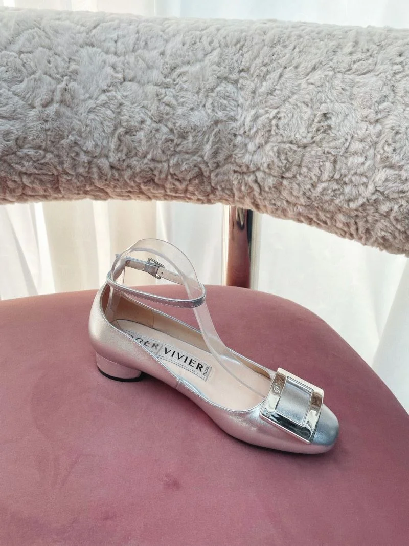 Precise copy Roger Vivier Shoes