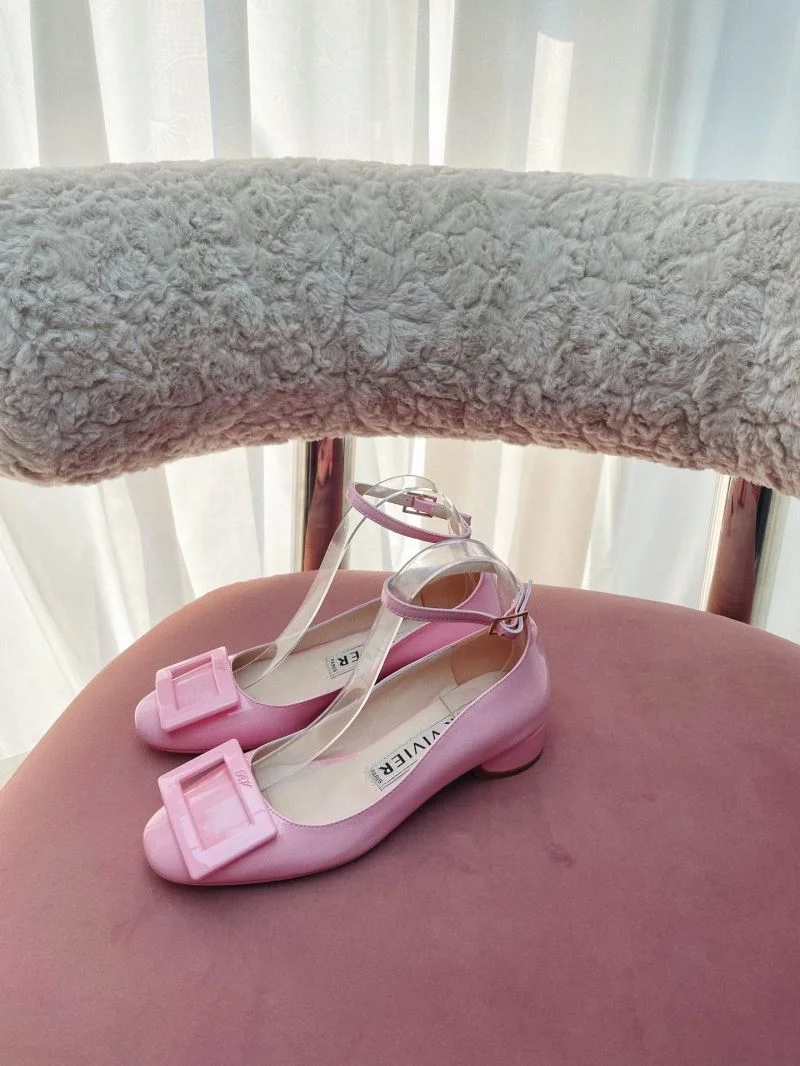 Precise copy Roger Vivier Shoes