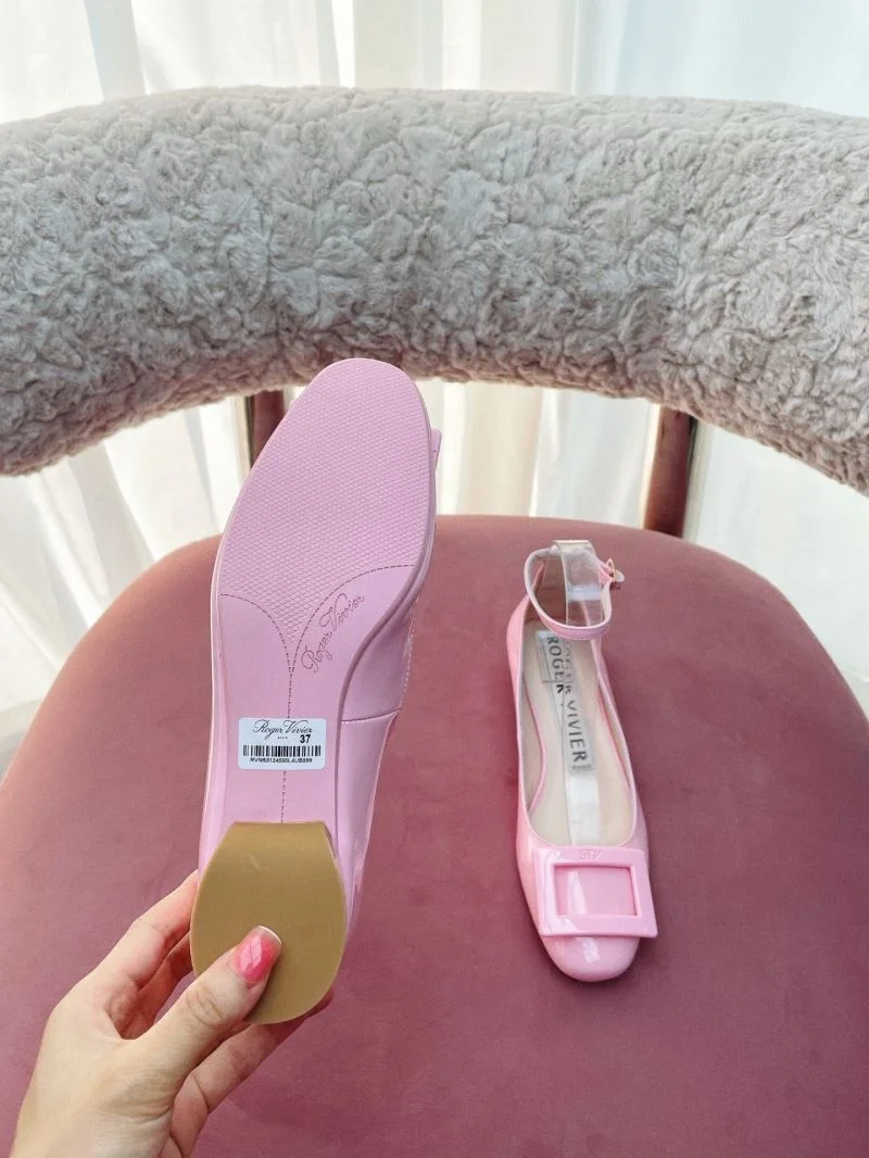 Precise copy Roger Vivier Shoes