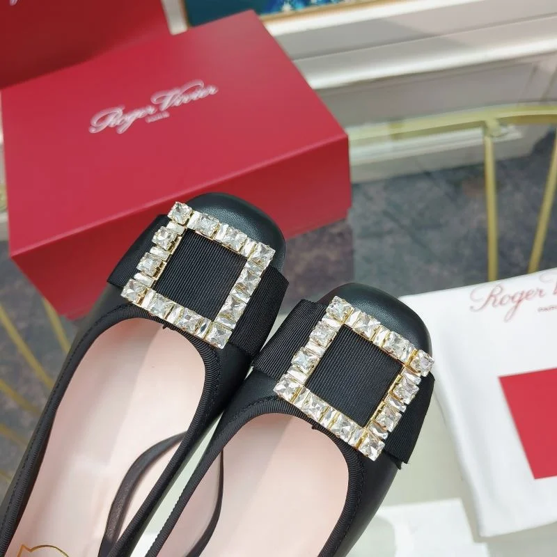 Top mirror Roger Vivier Shoes
