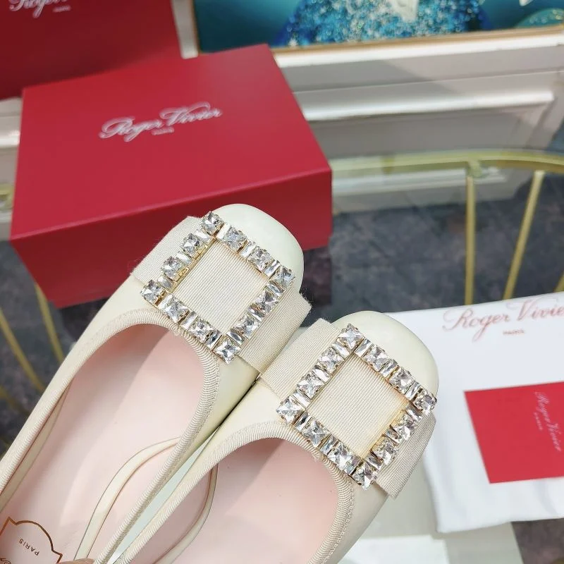 Mirror quality Roger Vivier Shoes