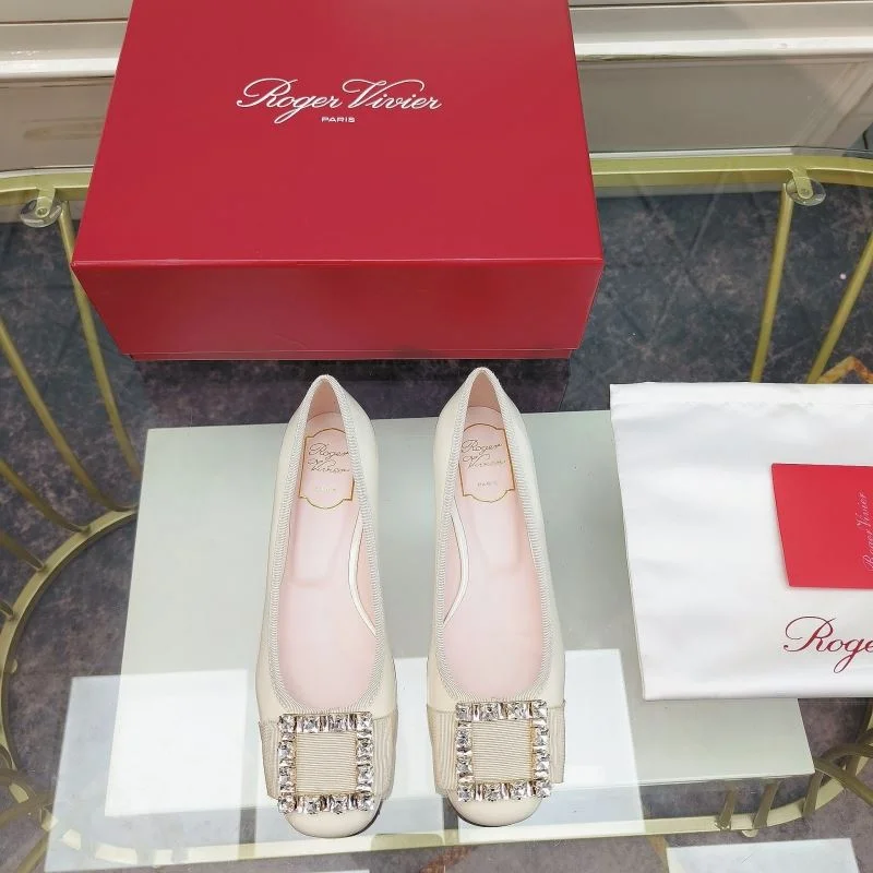 Top match Roger Vivier Shoes
