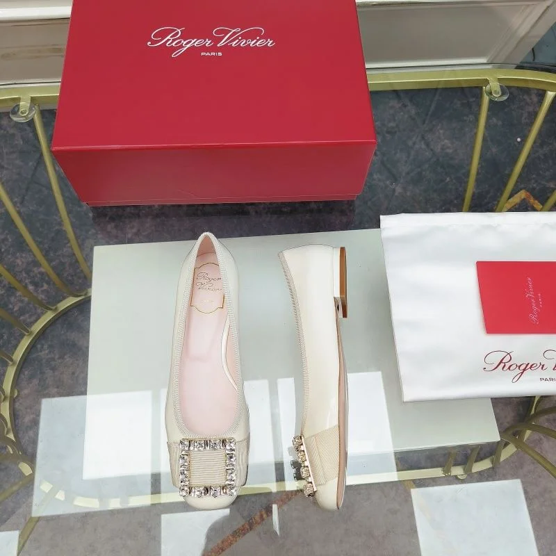 Top match Roger Vivier Shoes