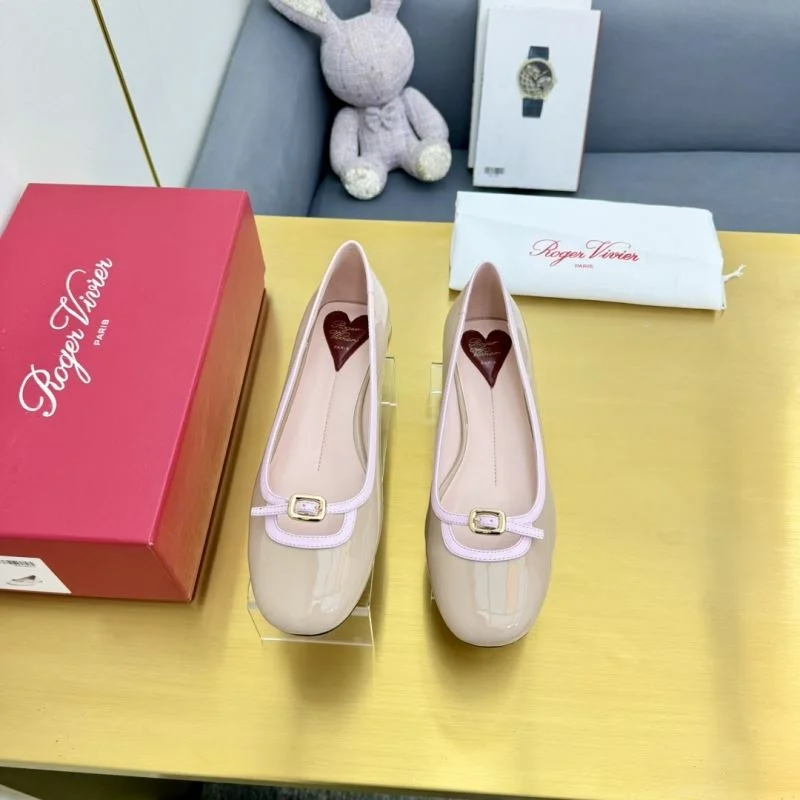 Value-priced Roger Vivier Shoes