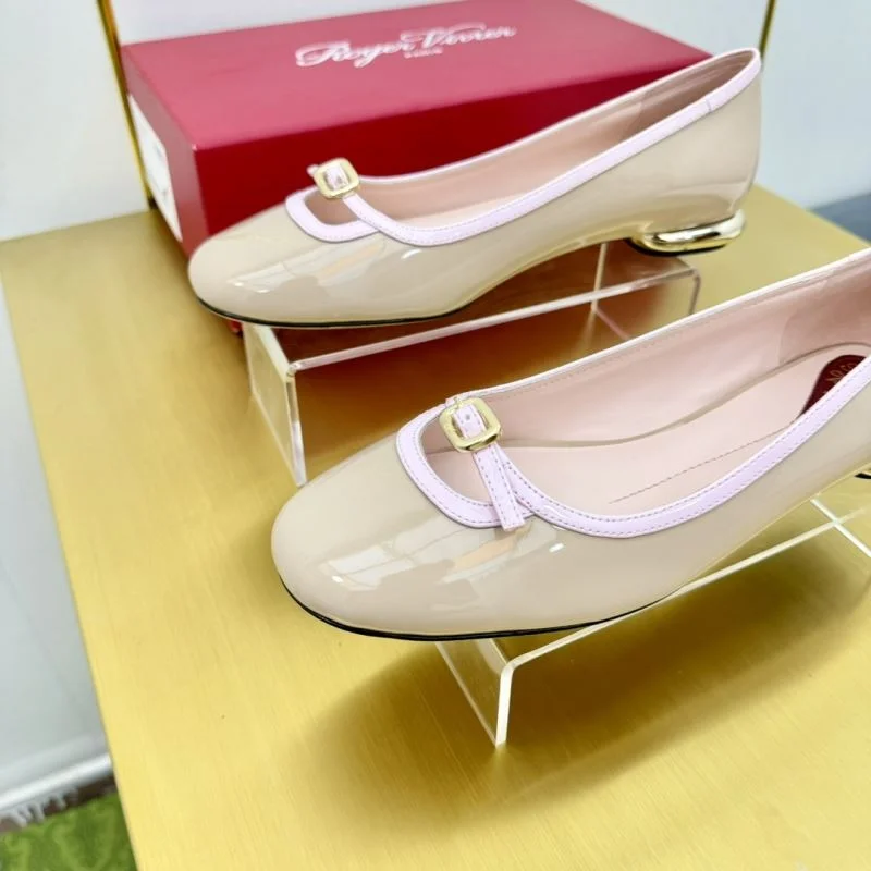 Value-priced Roger Vivier Shoes