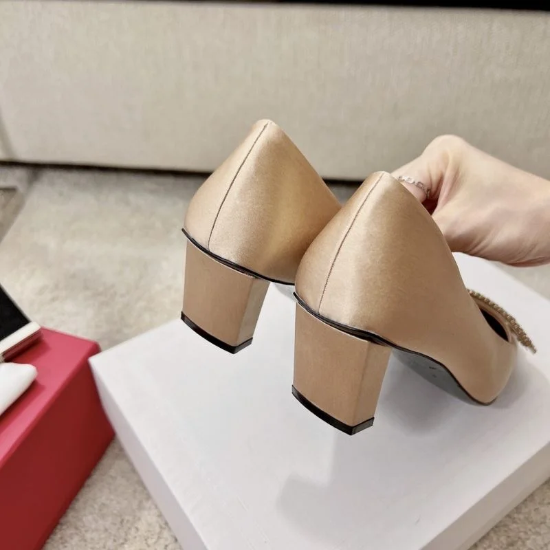 Precise copy Roger Vivier Shoes
