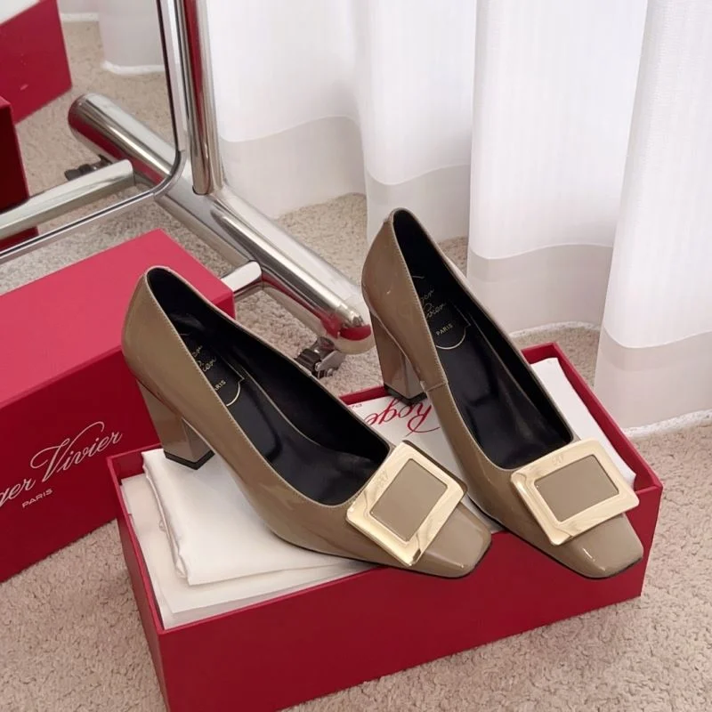 Accurate model Roger Vivier Shoes