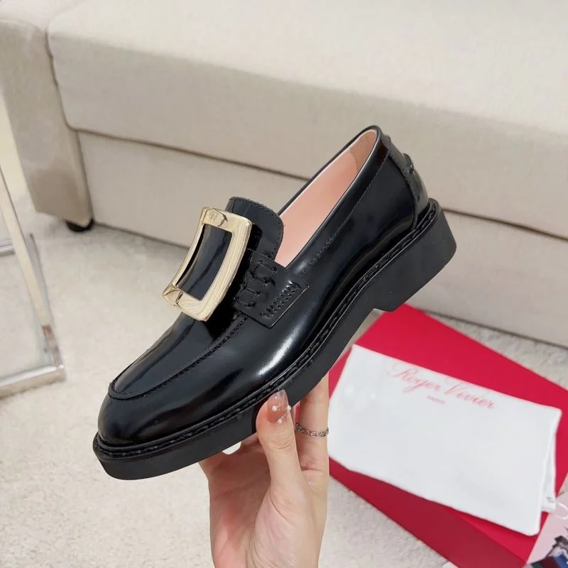 Perfect replica Roger Vivier Shoes