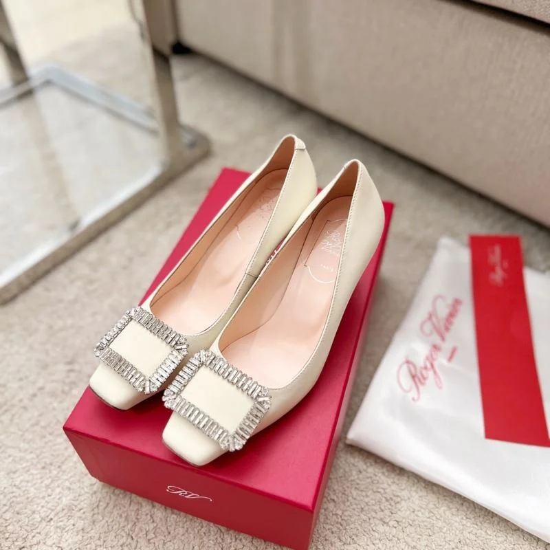 Mirror quality Roger Vivier Shoes