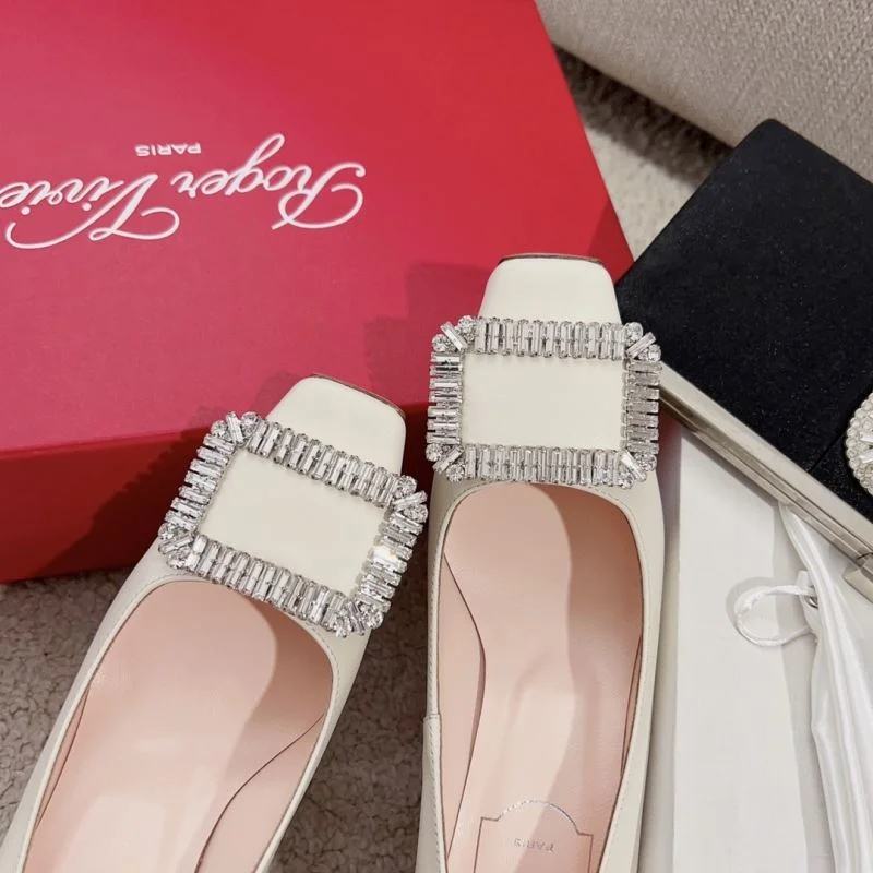 Mirror quality Roger Vivier Shoes