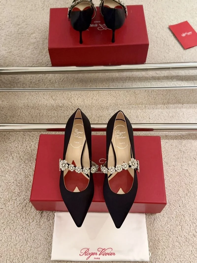 Top match Roger Vivier Shoes