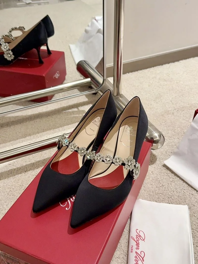 Top match Roger Vivier Shoes