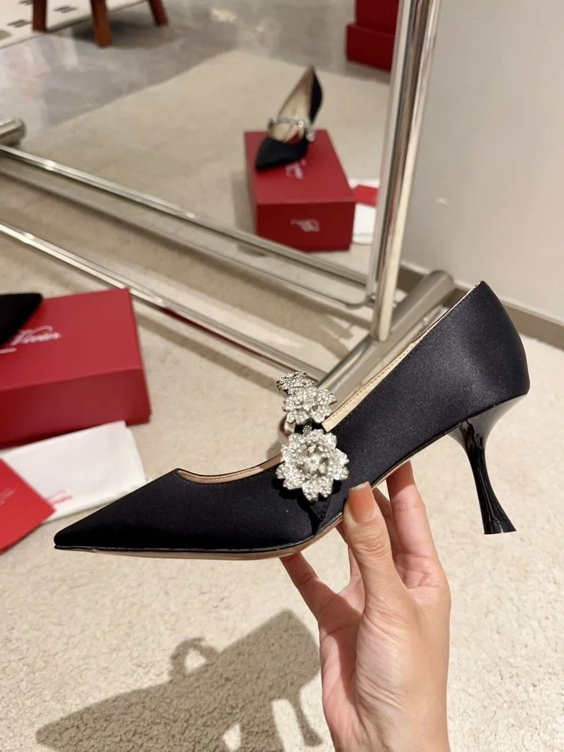 Top match Roger Vivier Shoes