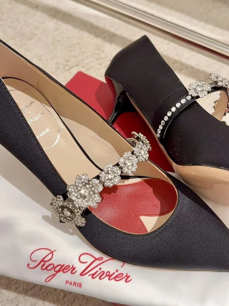Top match Roger Vivier Shoes