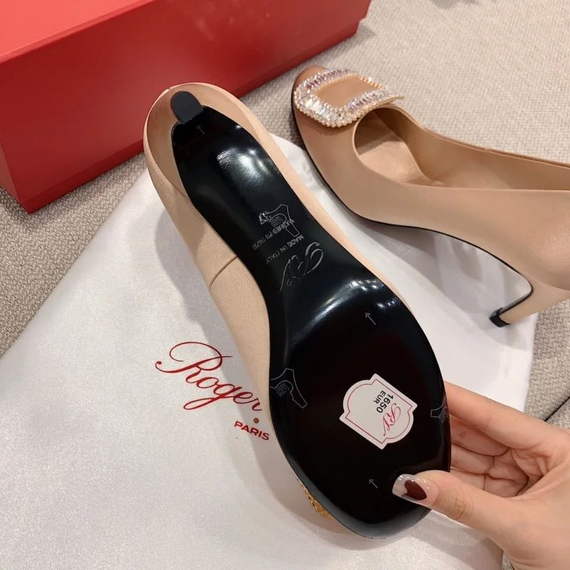 Mirror quality Roger Vivier Shoes