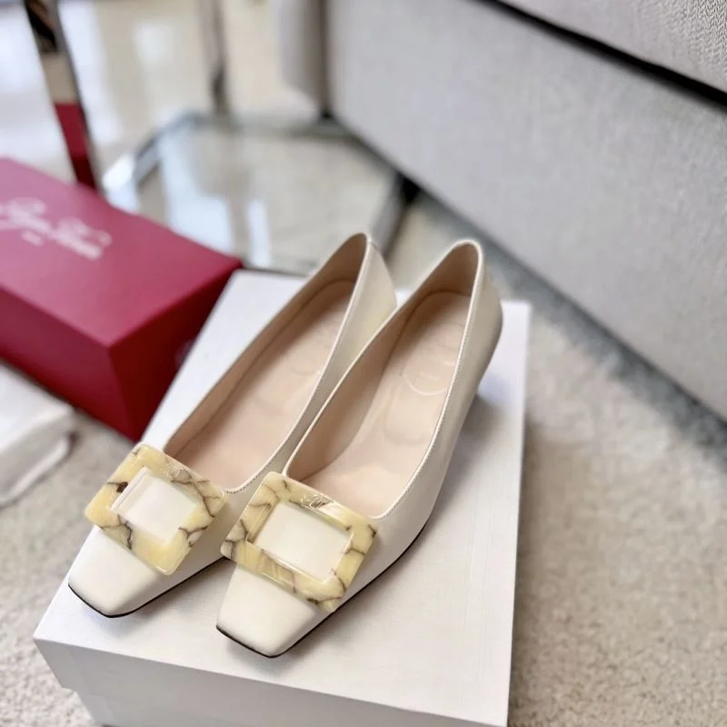 Top mirror Roger Vivier Shoes