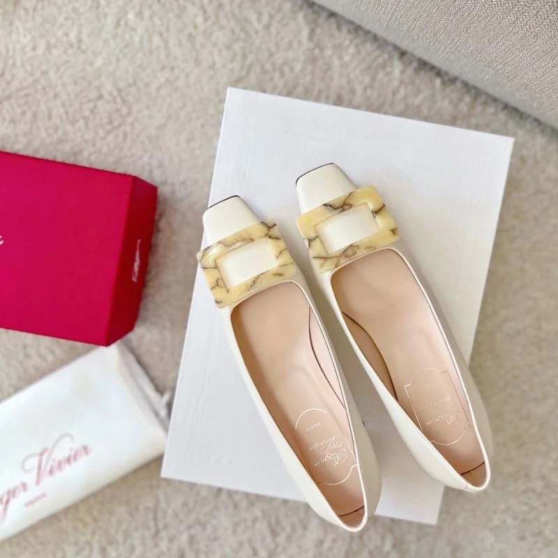 Top mirror Roger Vivier Shoes