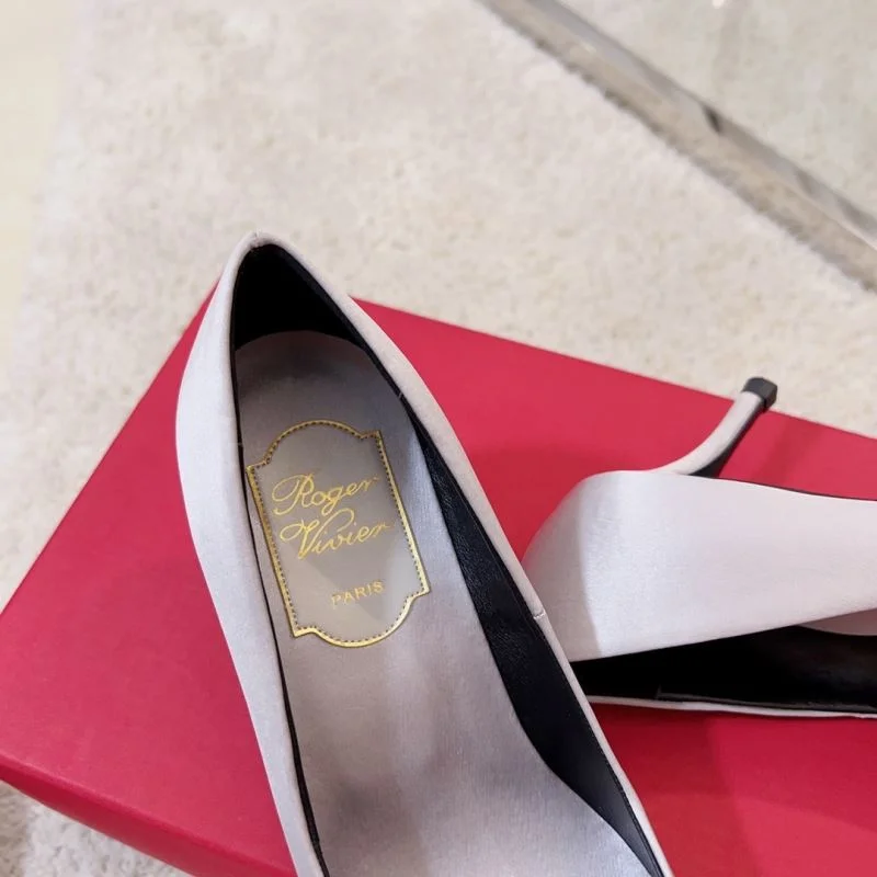 Economical Roger Vivier Shoes