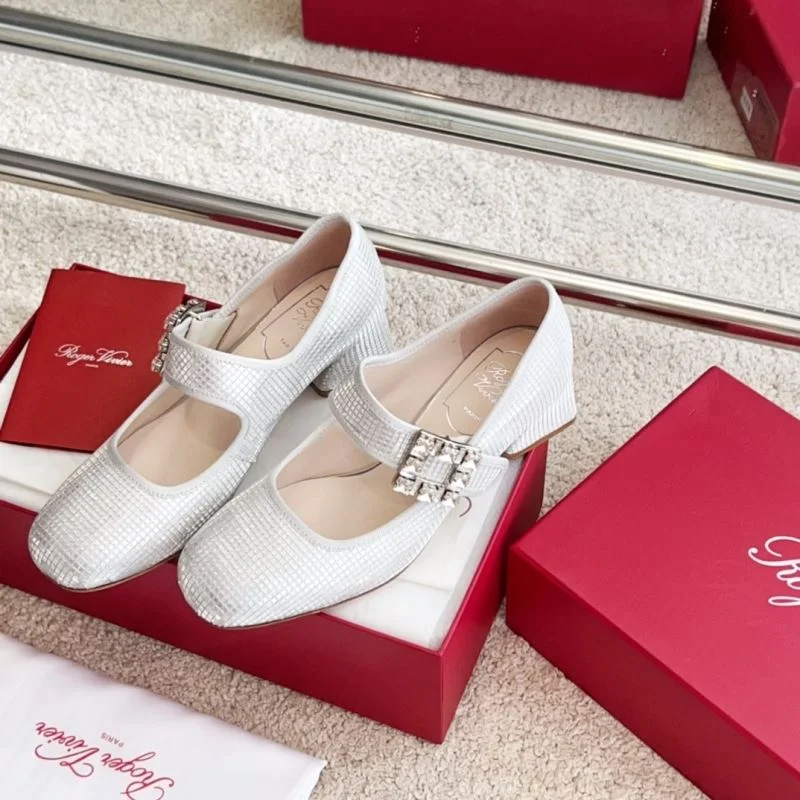 Mirror quality Roger Vivier Shoes