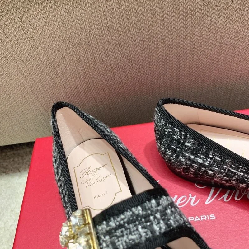 Top mirror Roger Vivier Shoes